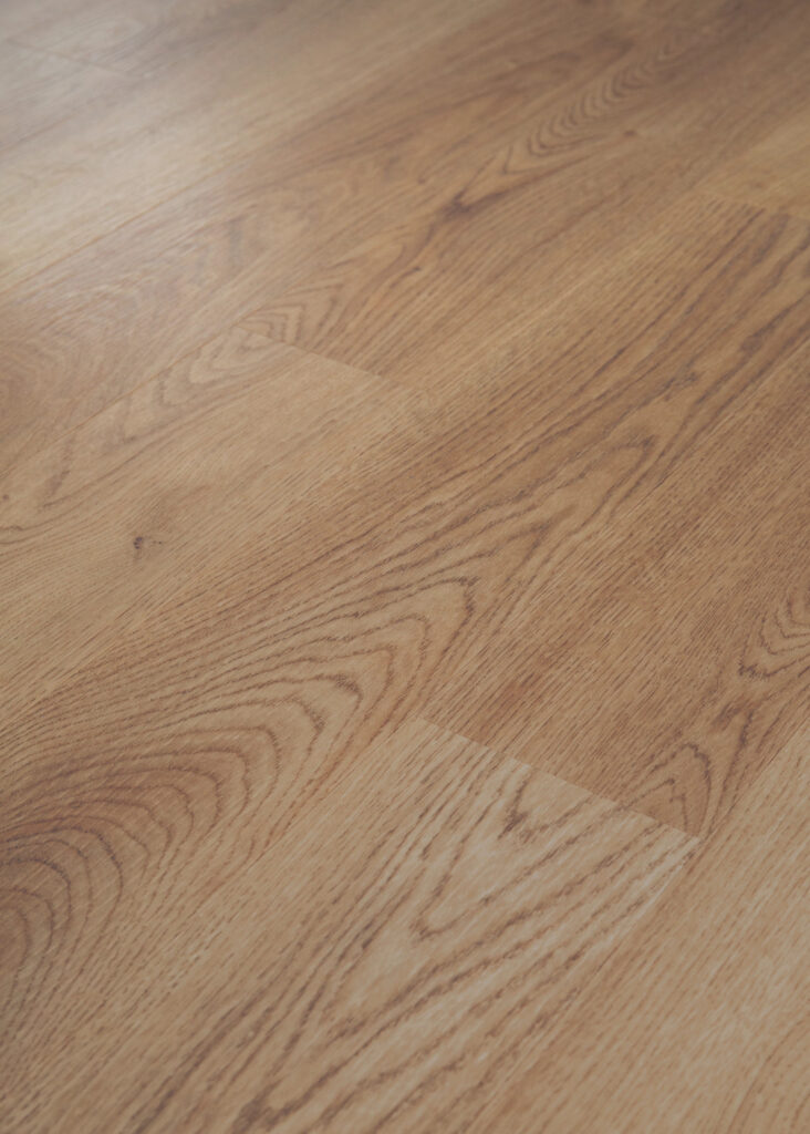 COREtec Originals Classics VV023 - Antique Oak - Englewood Floors and More